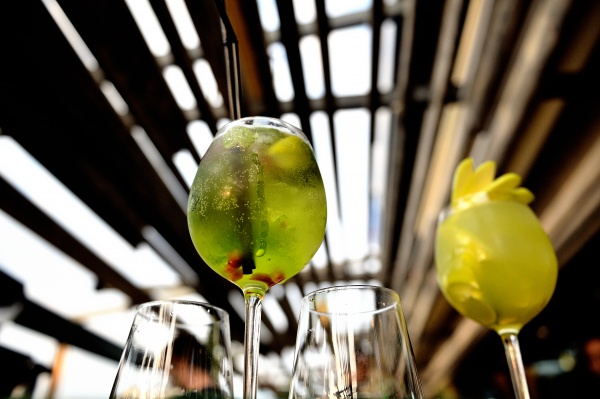 KLANdestin - Restaurant și Bar | Titan